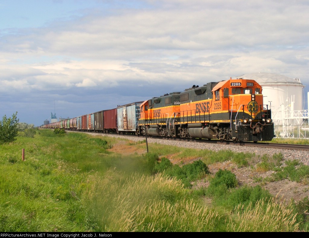 BNSF 2285